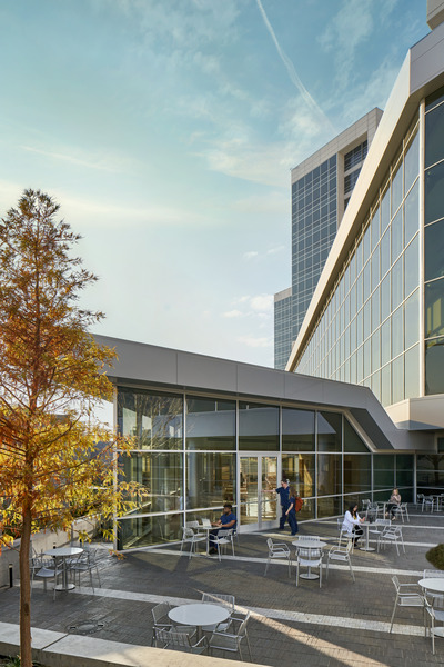 Clements University Hospital at UT Southwestern Medical Center Tower 3 ...